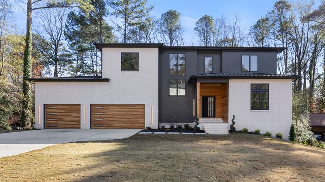 Stunning Upscale Retreat in Peachtree City’s Laurel Brooke - Atlanta ...