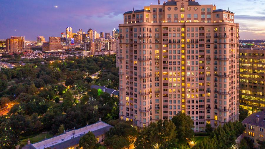 Unparalleled luxury in a full-floor residence at The Mayfair - Dallas ...