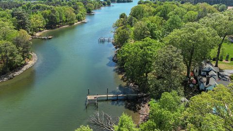 Historic Charm in a Coveted Waterfront Setting - Washington Business ...